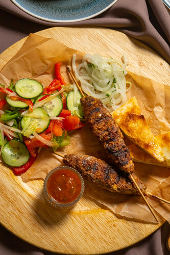 Kafe Golden Fish, Kirovsk, foto