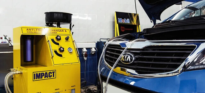 Garage (Maladziožnaja vulica No:52, ahraharadok Zieńkavičy), otomobil servisi  Minskaya oblastından