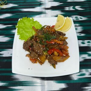 Ширин (ulitsa Sirina No:78, Khanty-Mansiysk), kafe  Hantı‑Mansi'den