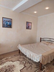 Kedroviy Ray (улица Руданского No:19Б), otel  Yalta'dan