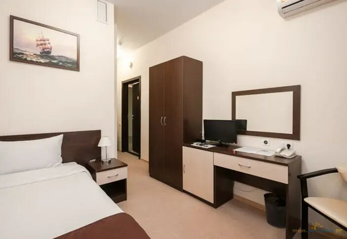 Otel Angren Plaza Hotel, Angren, foto