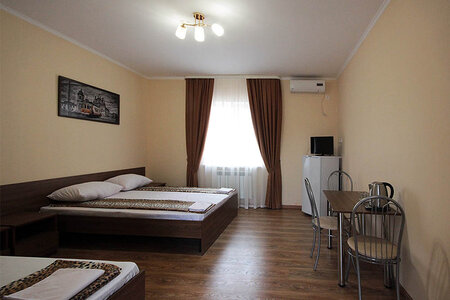 Anabel Guest House (Kubanskaya ulitsa No:9, stanitsa Golubitskaya), otel  Krasnodarski krayından