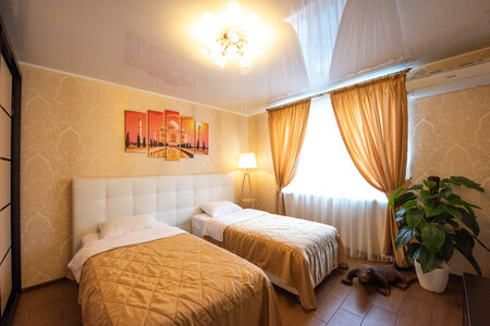 Vechernij Gorod (улица Черцова No:6), otel  Sevastopol'dan
