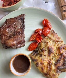Oliva (Mira Street No:15, Vorkuta), restoran  Vorkuta'dan