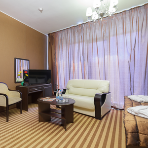 Estel (Raboche-Krestyanskaya Street No:46), otel  Volgograd'dan