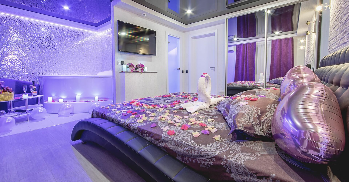 Aleks Otel V Ribackom (Shlisselburgskiy Avenue No:13), otel  Saint‑Petersburg'dan