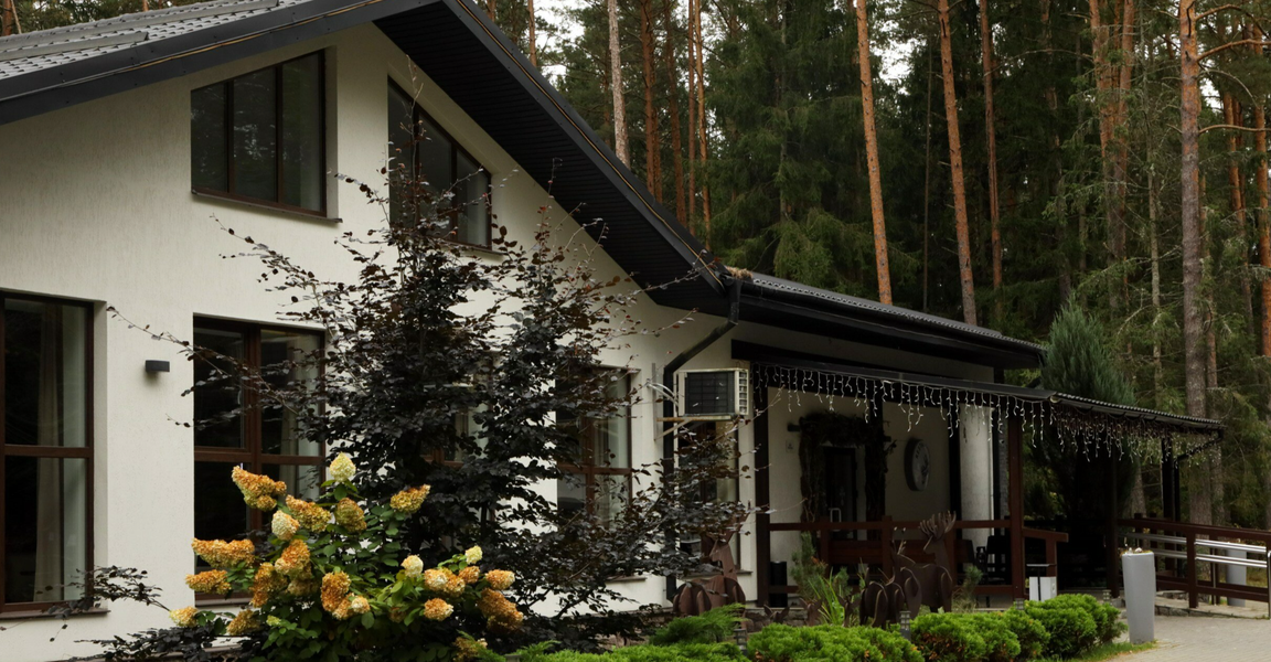 Isloch-Park (Minskaja region, Valozhynski rajon, Rakawski sielsaviet, 24), otel  Minskaya oblastından