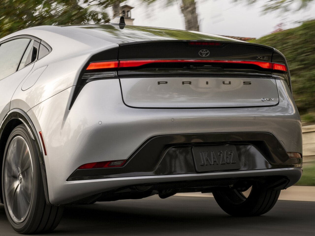 Toyota Prius 5 поколение (XW60), Лифтбек - технические характеристики ...