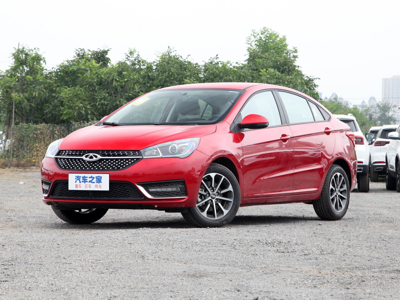 Сравнение BYD Dolphin и CHERY Arrizo 5 e по характеристикам, стоимости ...