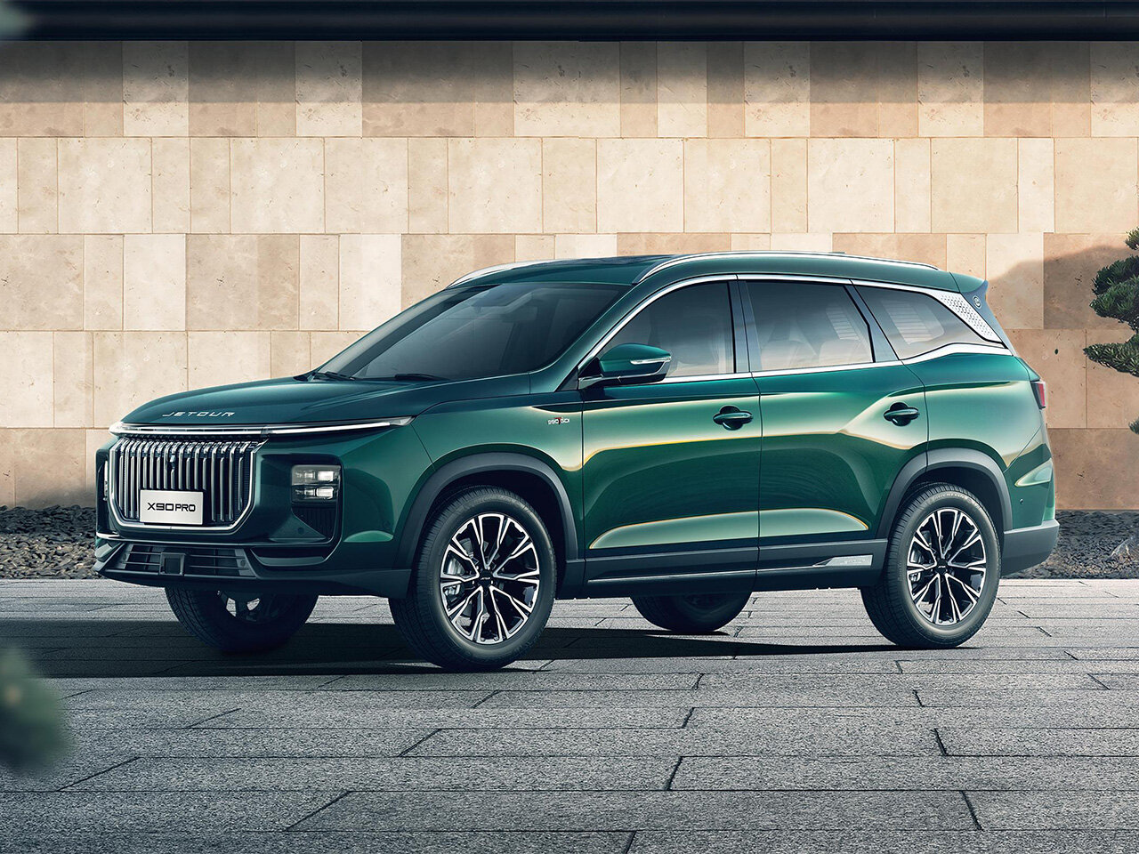 Сравнение BYD Seal 06 GT и JETOUR X90 Pro по характеристикам, стоимости ...