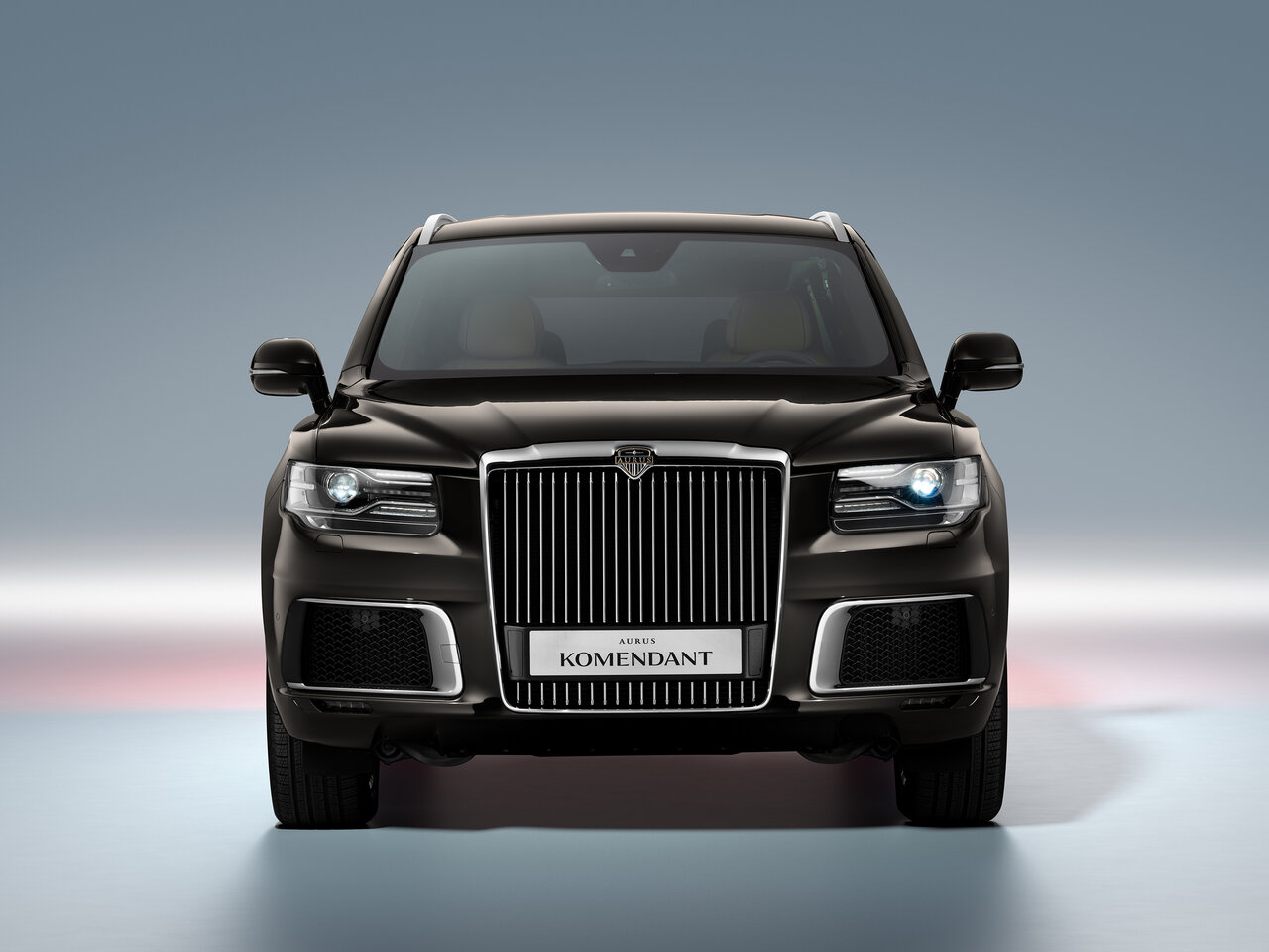 Aurus Komendant Внедорожник 5 дв. - технические характеристики, модельный ряд, комплектации ...