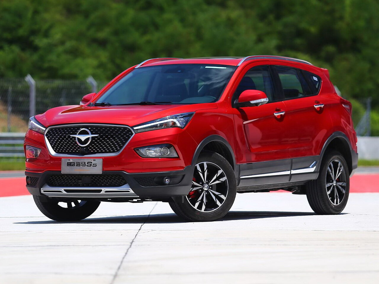 Сравнение Changan Deepal G318 и Haima S5 по характеристикам, стоимости ...