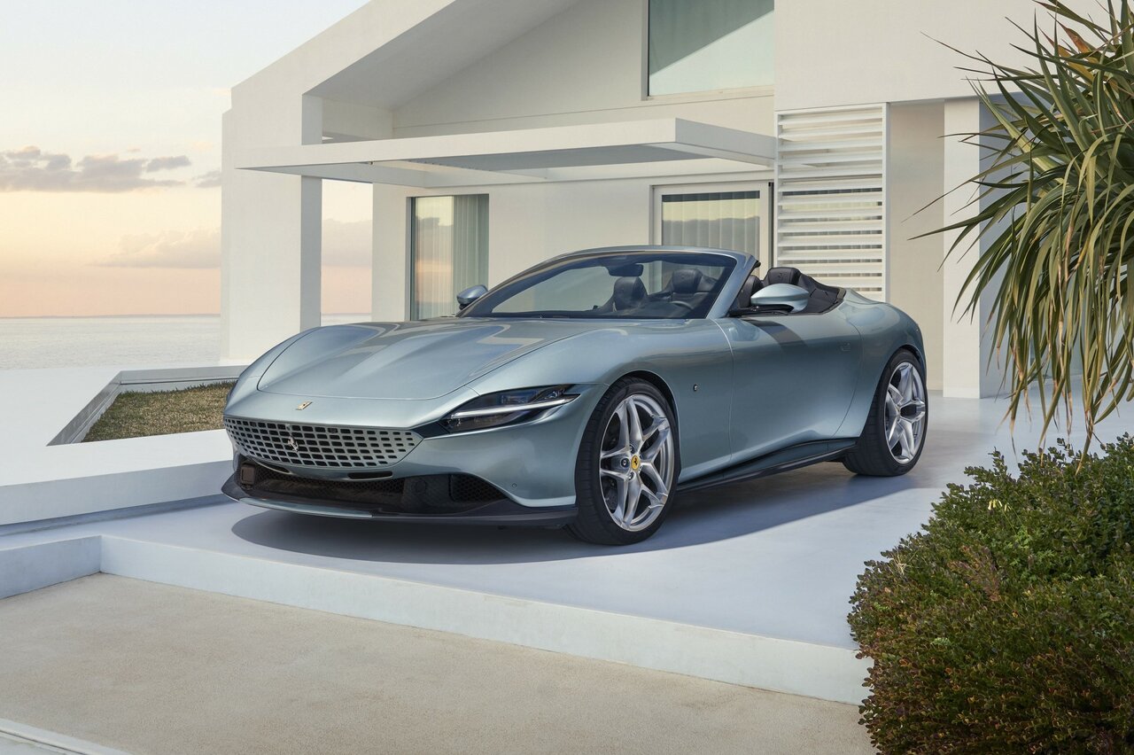 Комплектации Ferrari Roma (3.9 AMT, 620 л.с.) (2019 – н.в.), Кабриолет ...
