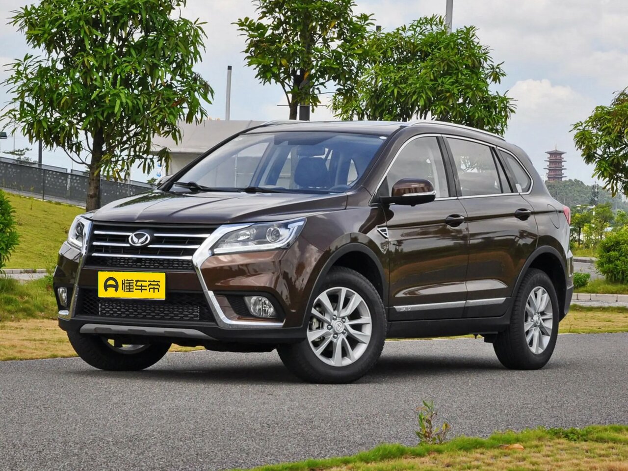 Сравнение Alpine A290 и BAIC Kenbo 600 по характеристикам, стоимости ...