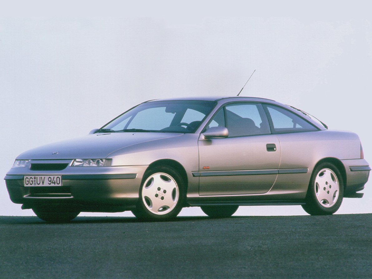 Сравнение Opel Calibra и Toyota bZ3C по характеристикам, стоимости ...