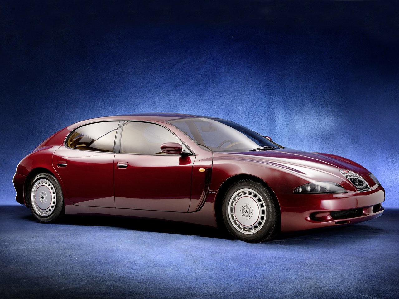 Bugatti EB 112 - технические характеристики, модельный ряд ...