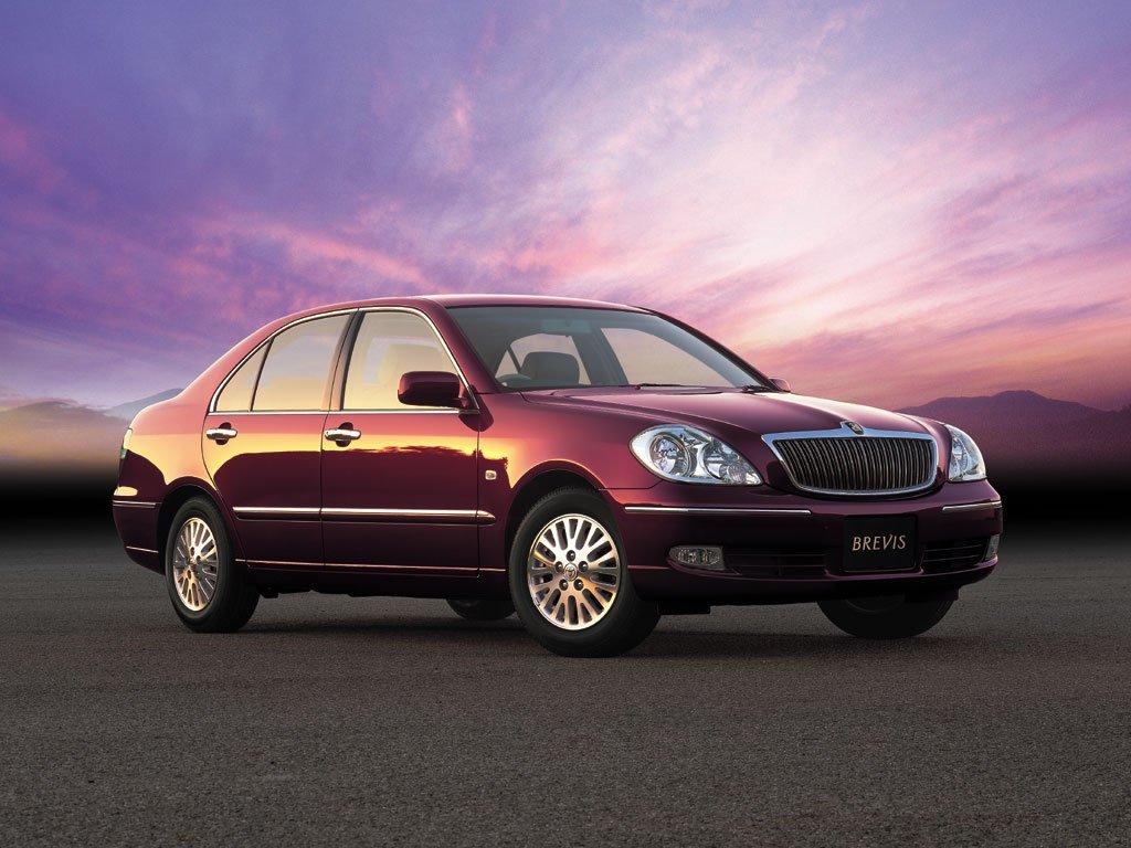 Сравнение BMW New Class CS и Toyota Brevis по характеристикам ...