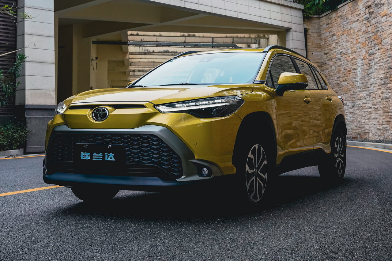 Toyota Frontlander: технические характеристики, поколения, фото ...