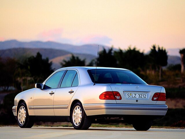 Mercedes-Benz E-Класс 2 поколение (W210, S210), Седан - технические ...