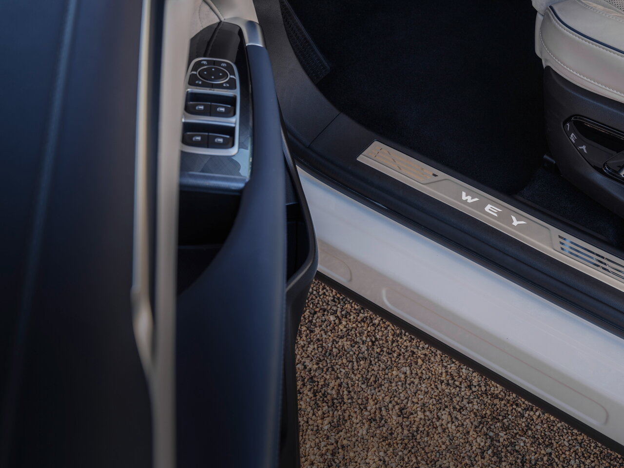 Сравнение Wey 05 и Wey Coffee 01 по характеристикам, стоимости покупки ...