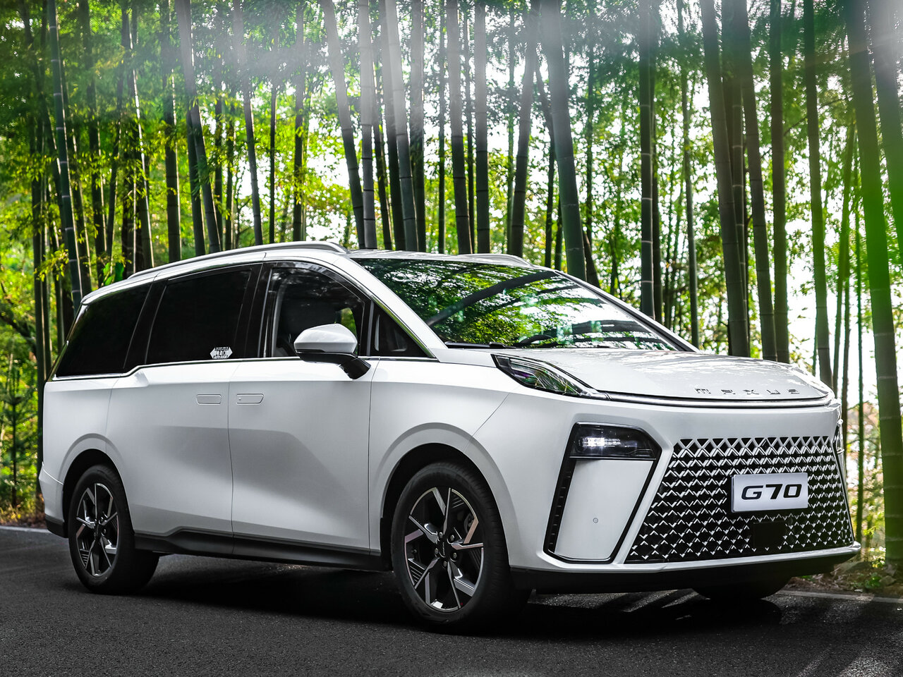 Maxus G70 - технические характеристики, модельный ряд, комплектации, модификации, полный список ...