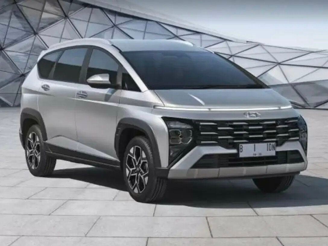 Сравнение Hyundai Stargazer X и Wuling Starlight S по характеристикам ...