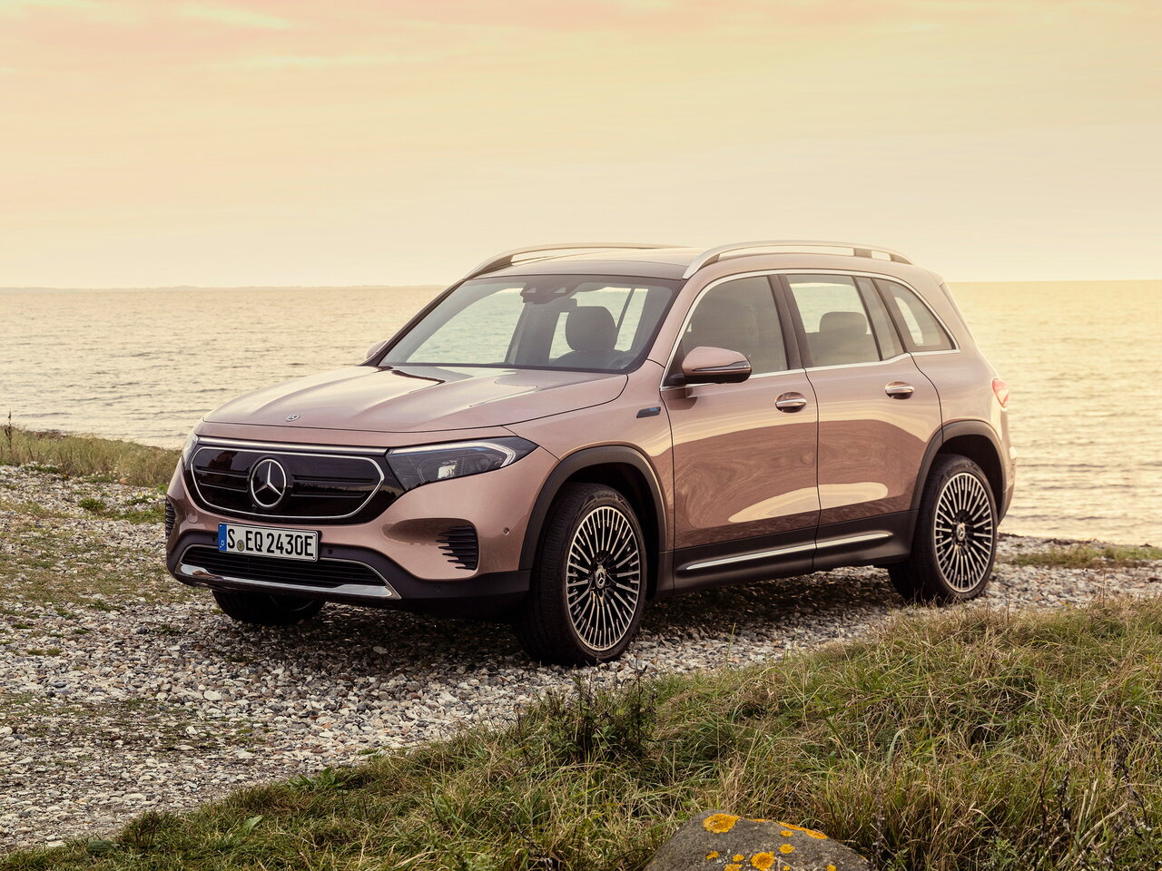 Сравнение BMW X1 M35Li и Mercedes-Benz EQB 250 по характеристикам ...