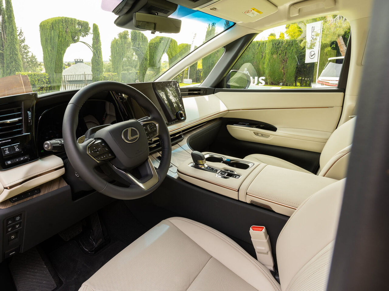 Lexus LM 2 поколение, Минивэн - технические характеристики, модельный ...