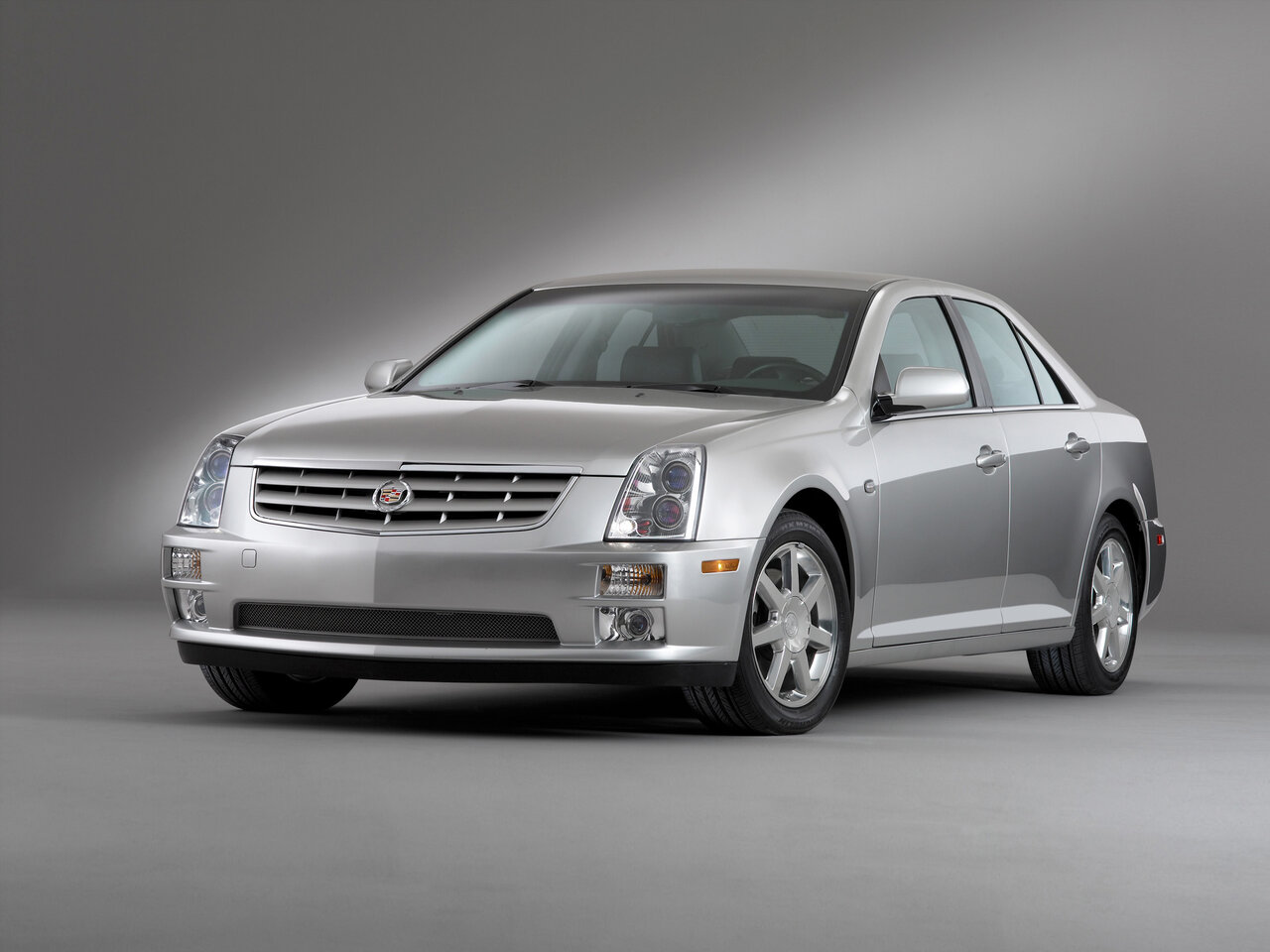 Cadillac STS - технические характеристики, модельный ряд, комплектации ...