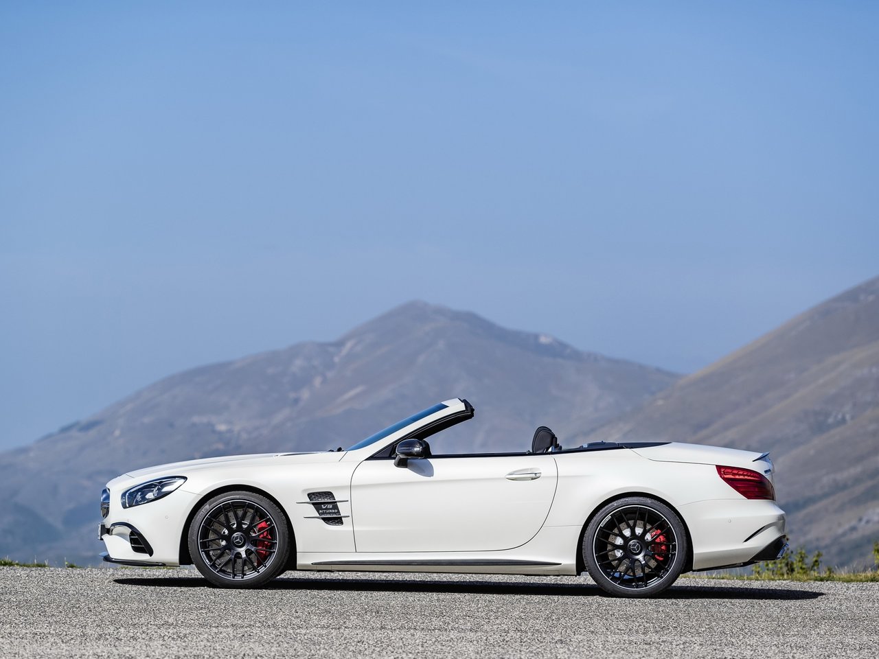 Сравнение Mercedes-Benz Maybach SL и Mercedes-Benz SL-Класс AMG 65 AMG ...