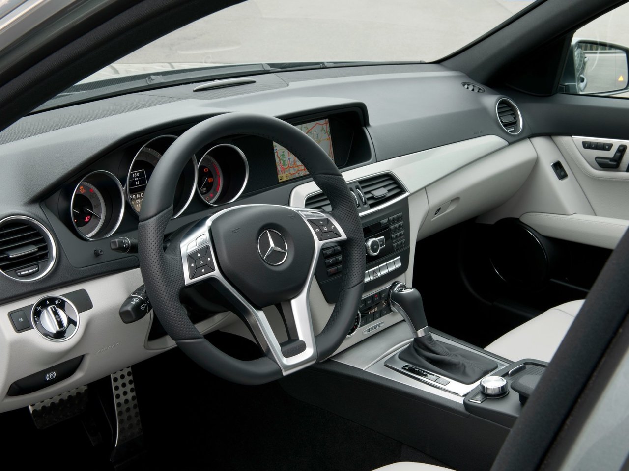 Mercedes-Benz C-Класс 3 поколение (W204) рестайлинг, Седан ...