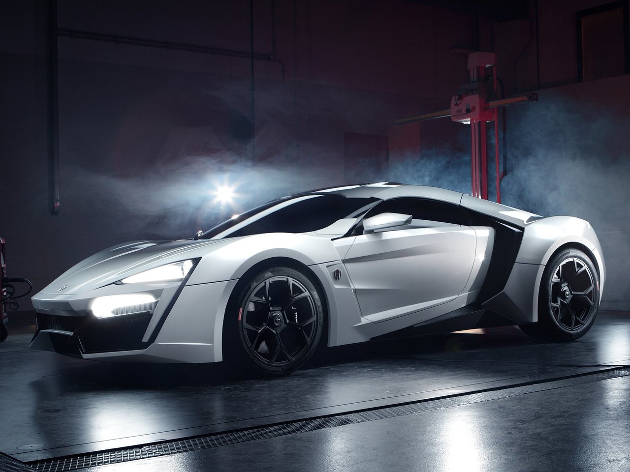 W Motors Lykan Hypersport - технические характеристики, модельный ряд ...