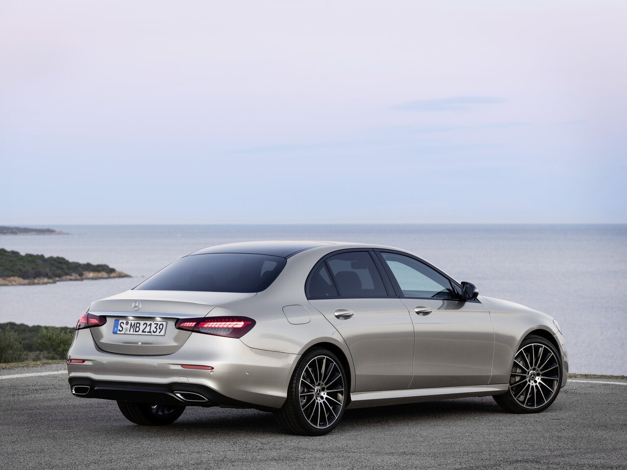 Mercedes-Benz E-Класс 5 поколение (W213, S213, C238) рестайлинг, Седан ...