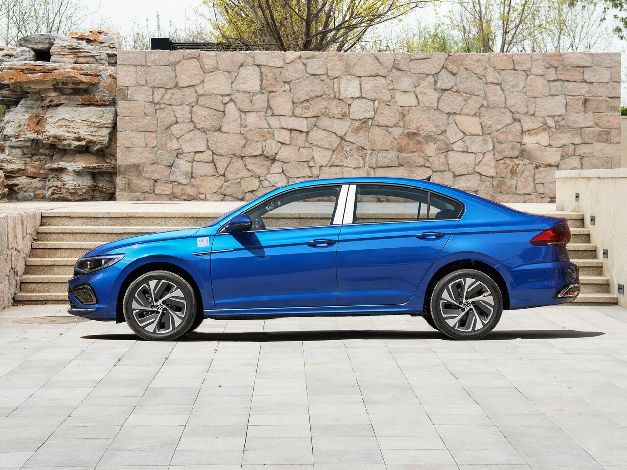 Сравнение Geely Galaxy Starship 7 и Volkswagen Bora по характеристикам ...