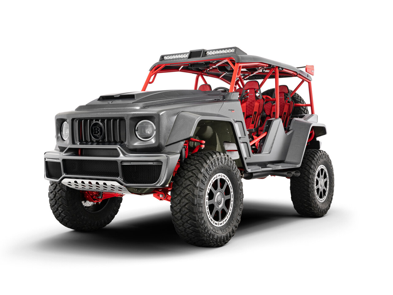 Сравнение Brabus Crawler и Land Rover Defender 90 по характеристикам ...