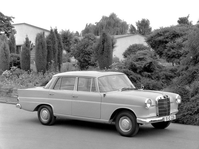 Mercedes-Benz W110 - технические характеристики, модельный ряд ...
