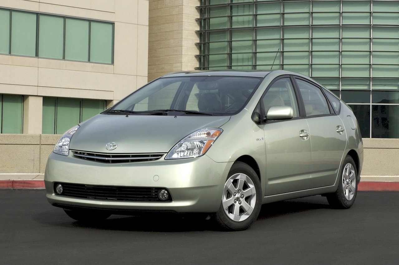Toyota Prius 2005 – 2011, 2 поколение (XW20) рестайлинг, Хэтчбек 5 дв ...