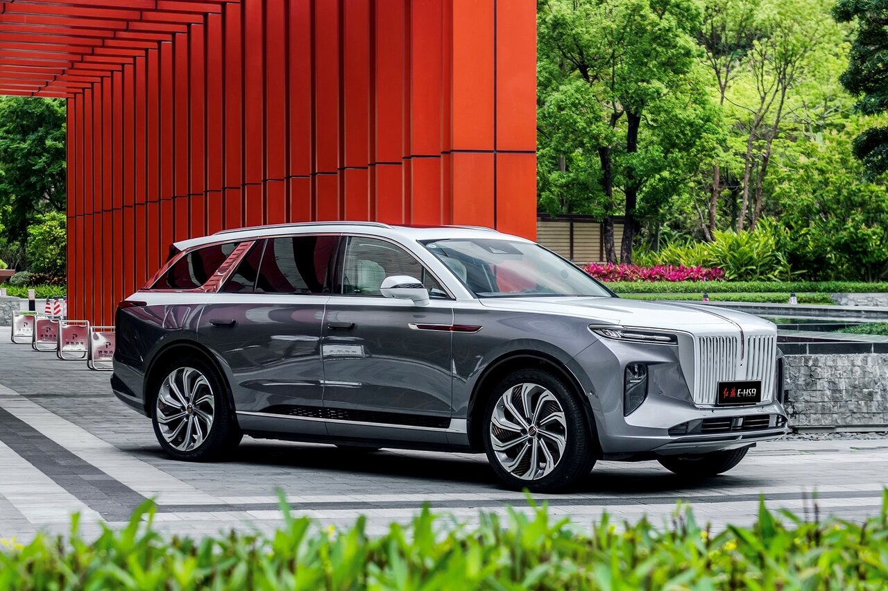 Hongqi - модельный ряд, комплектации, технические характеристики ...