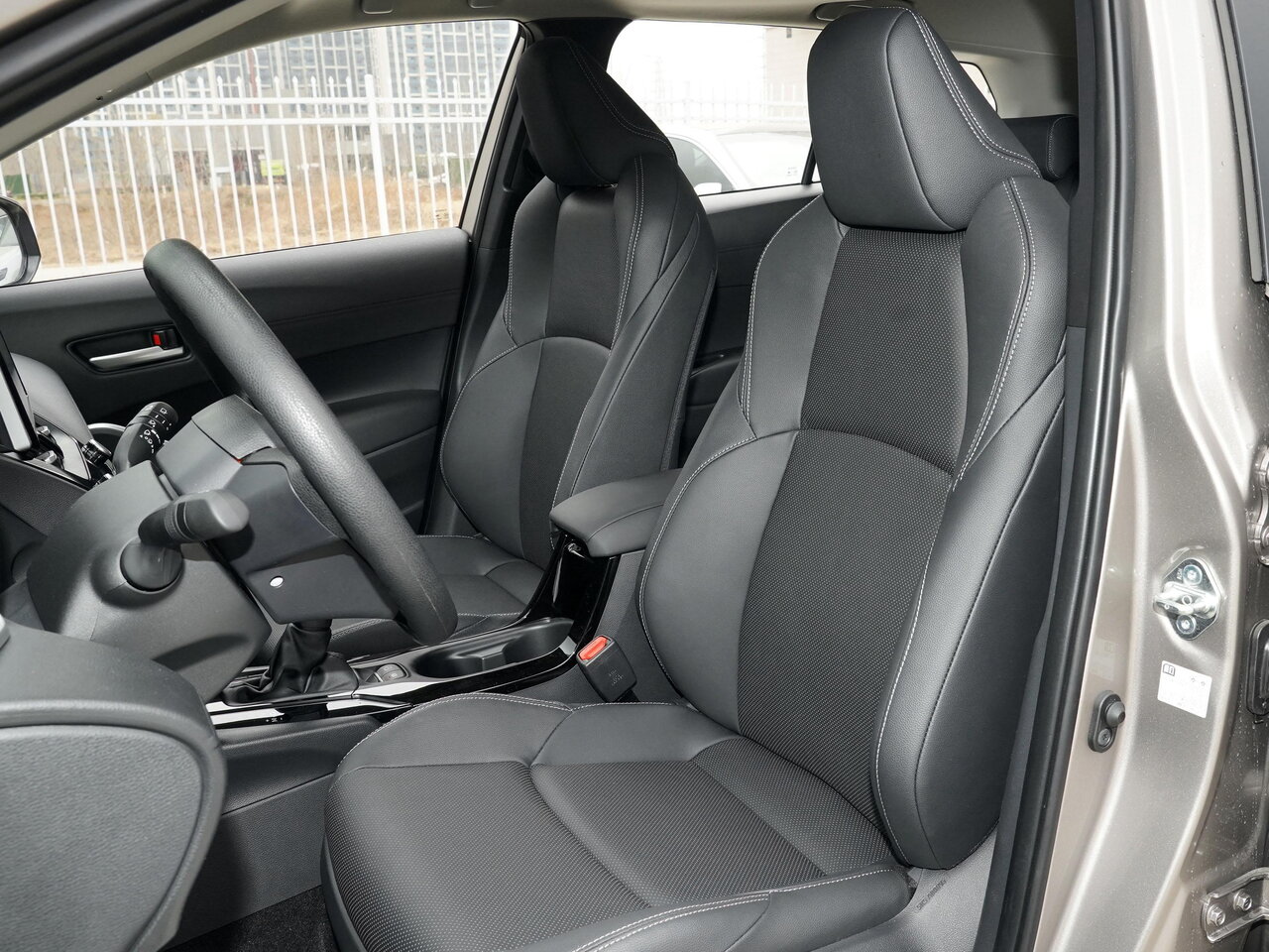 Toyota Frontlander Внедорожник 5 дв. - технические характеристики ...