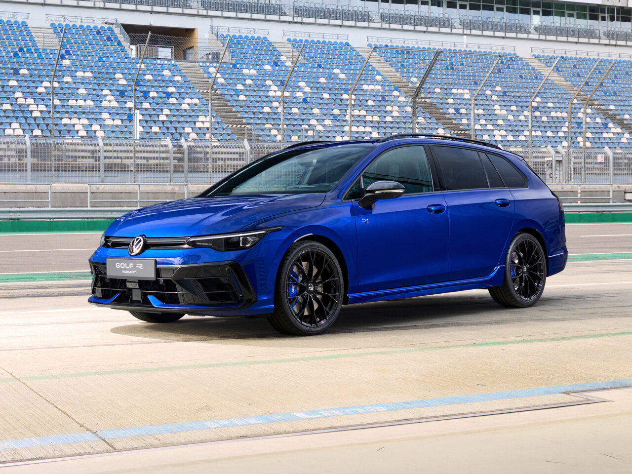 Volkswagen Golf R 8 поколение рестайлинг, Универсал 5 дв. - технические ...