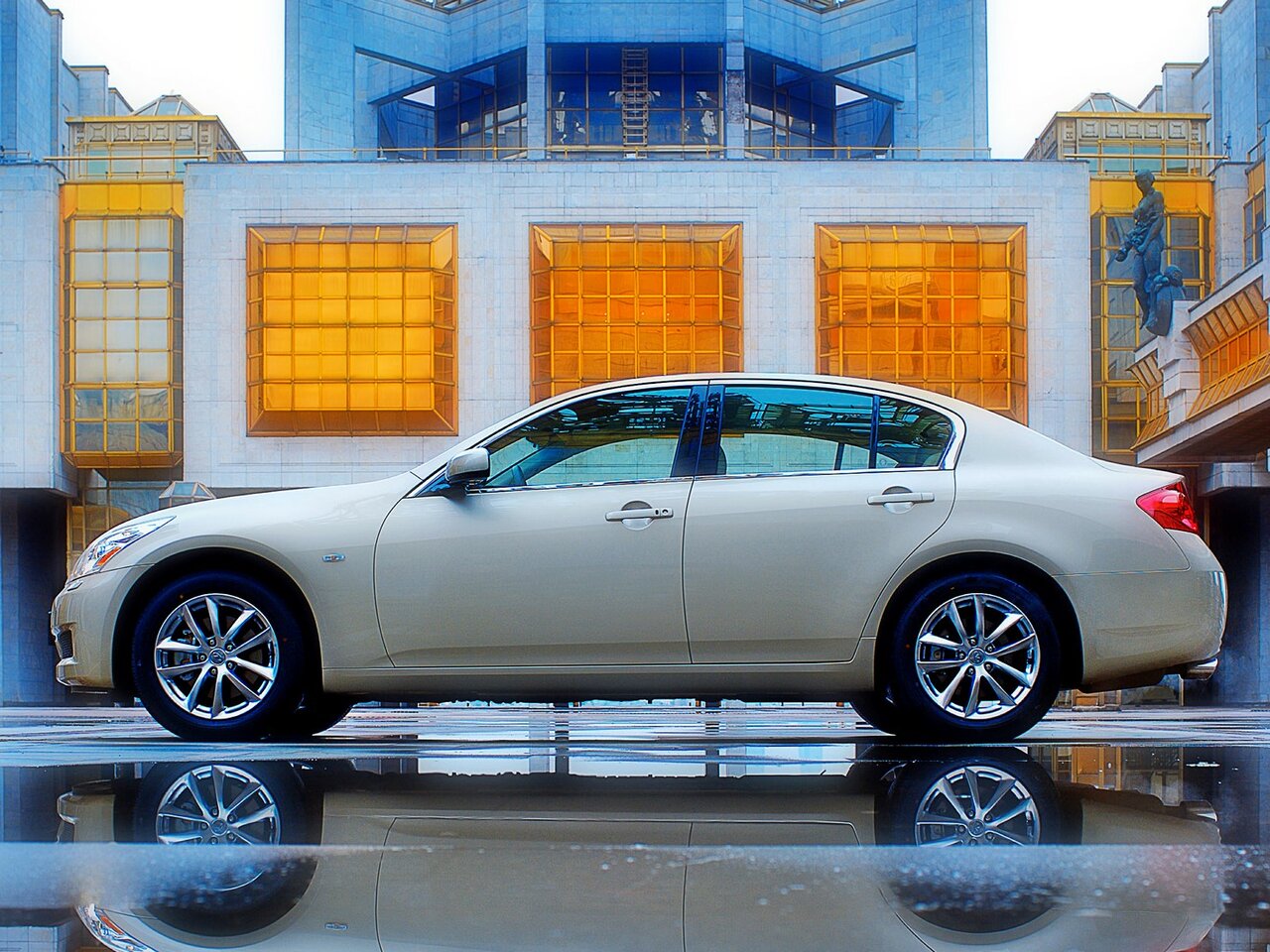 Сравнение Ferrari Monza SP и Infiniti G 35 по характеристикам ...