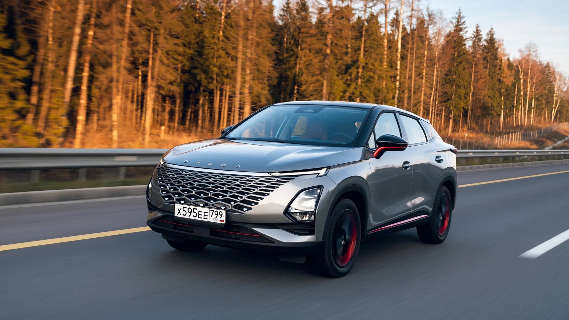 Кроссовер Omoda C5 и седан S5 лишились в России некоторых комплектаций