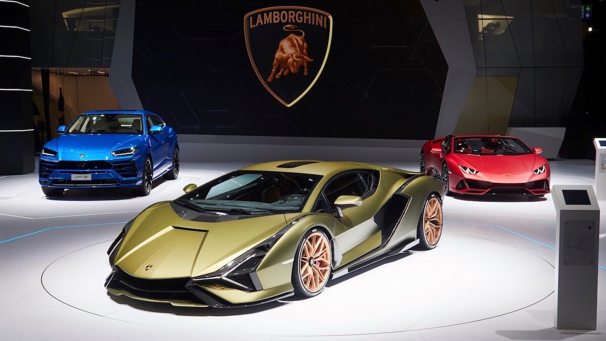 Компания Lamborghini отказалась от участия в автосалонах. Навсегда