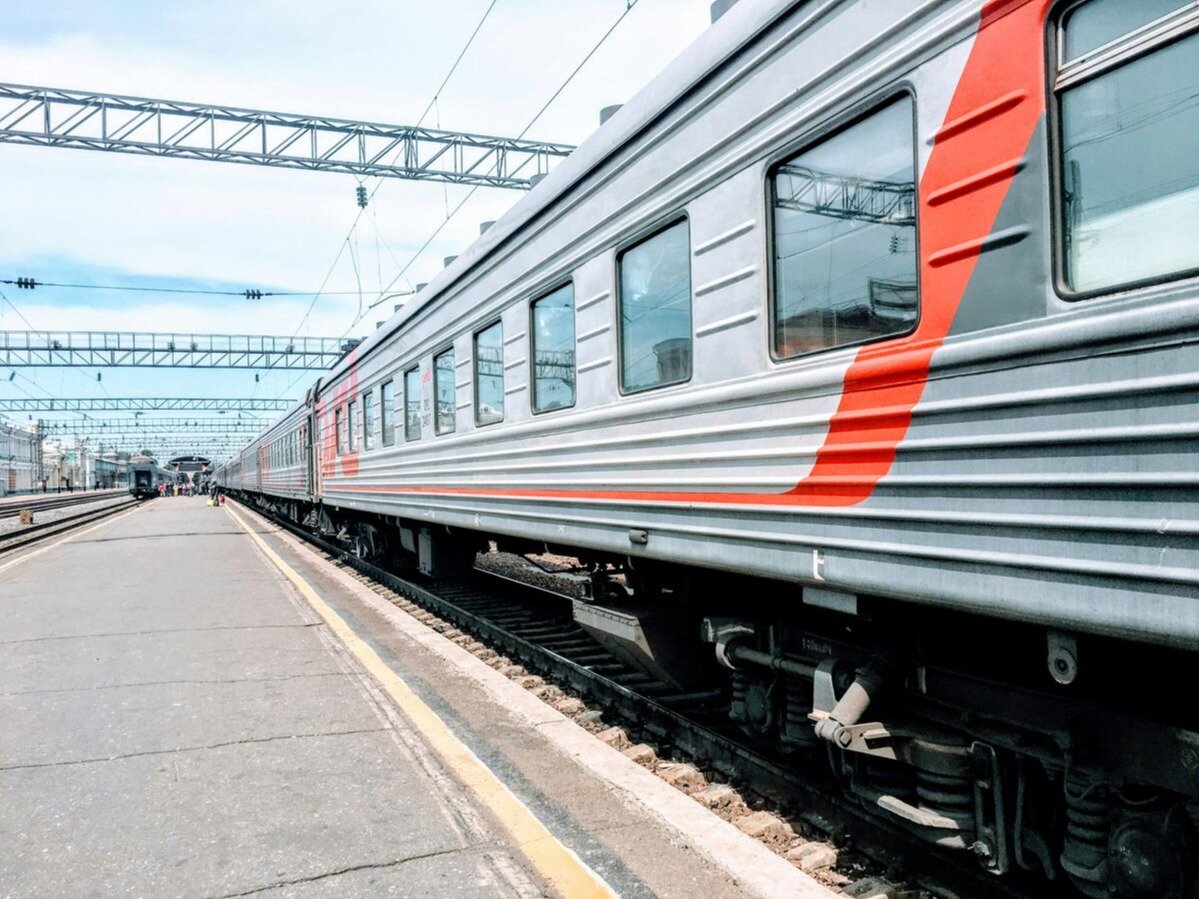 Этим летом школьники вновь смогут ездить на поездах с 50% скидкой ...