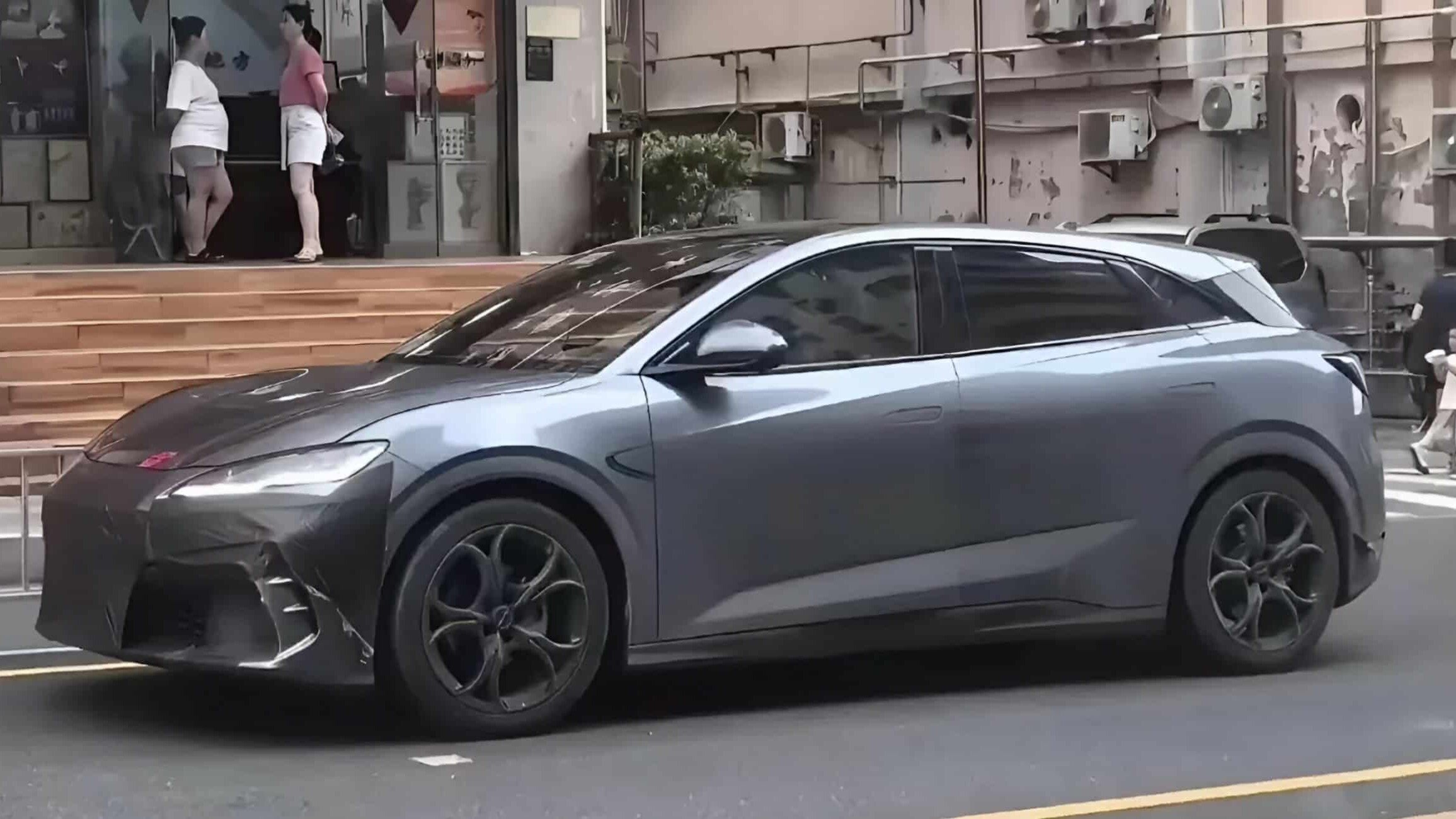 Электрокроссовер BYD Seal 06GT, который раньше был хот-хэтчем, сфотографировали на испытаниях