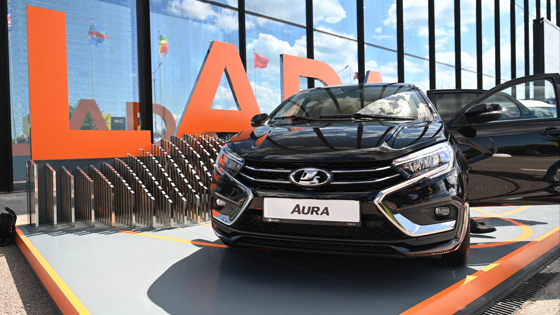 Цена Lada Aura окажется выше 3 миллионов рублей