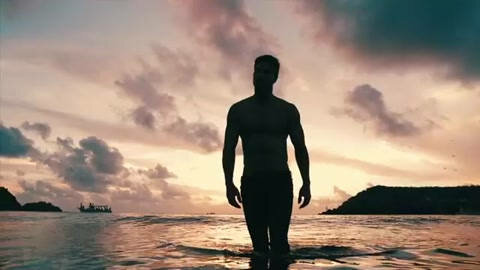 Новый_мужской_аромат_Individual_Blue_Sunset_от_AVON.mp4 - Смотреть ...