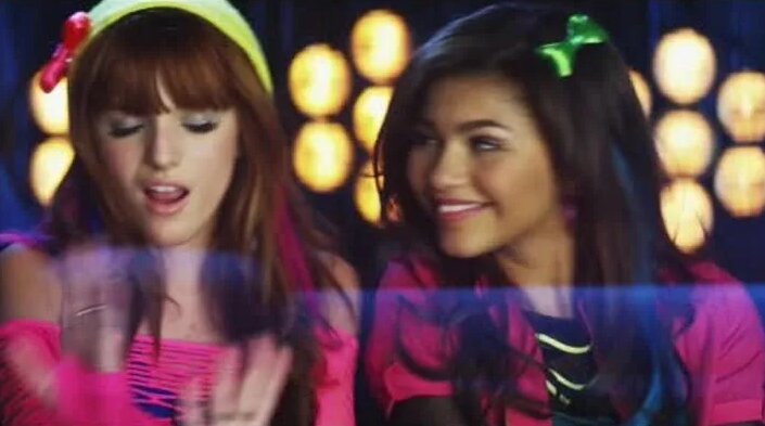 Zendaya & Bella Thorne - Watch Me - 2011 - Official Video - Full HD ...