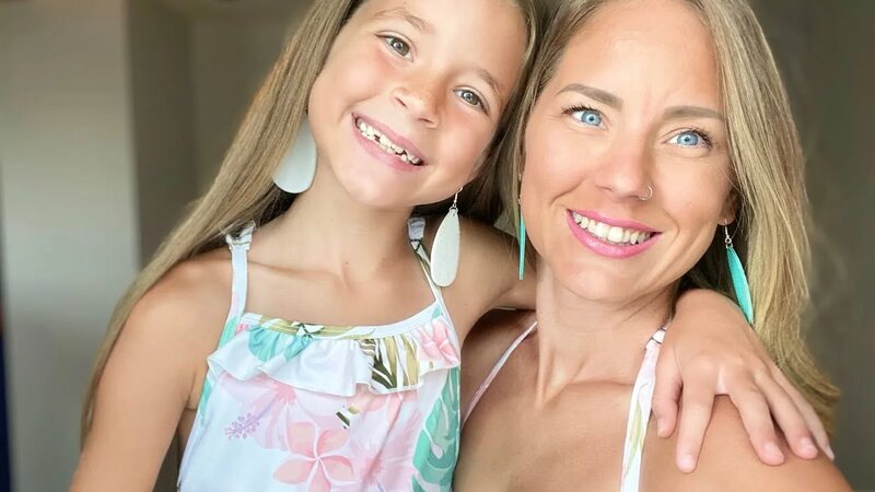 Matching Family Swim Try-On Haul - Yandex Video aramada çevrimiçi izle