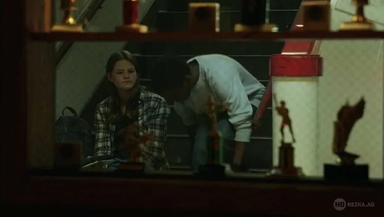 Сплошной отстой! — Сезон: 1 / Серия: 1-10 [2018] — Видео от FanSerials - лучшие сериалы ...